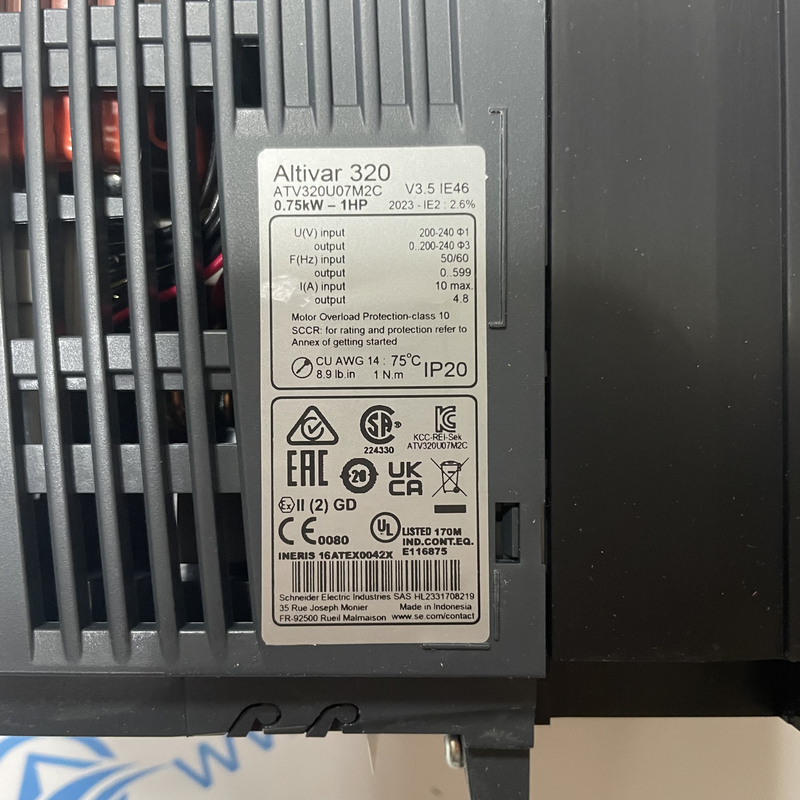 Schneider inverter ATV320U07M2C Variable speed drive, Altivar Machine ...